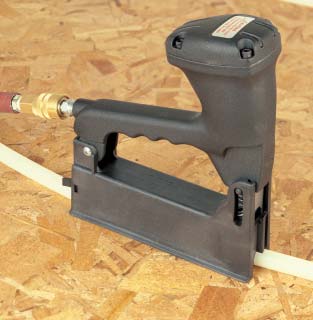 Pneumatic Pex Clip Gun | Pexheat.com